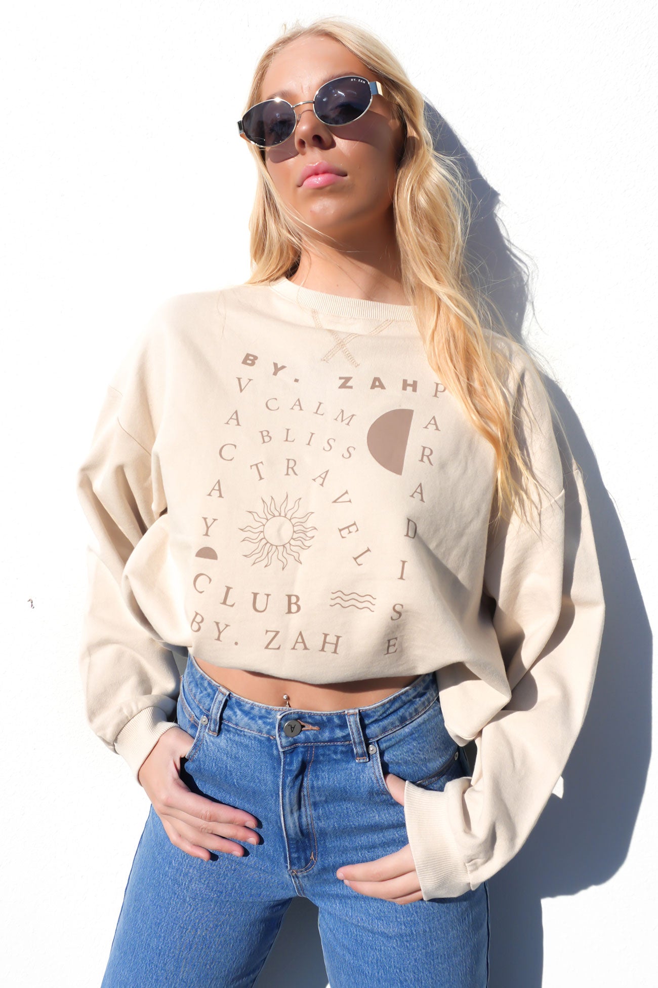 Zah Vacay Club Crew Beige